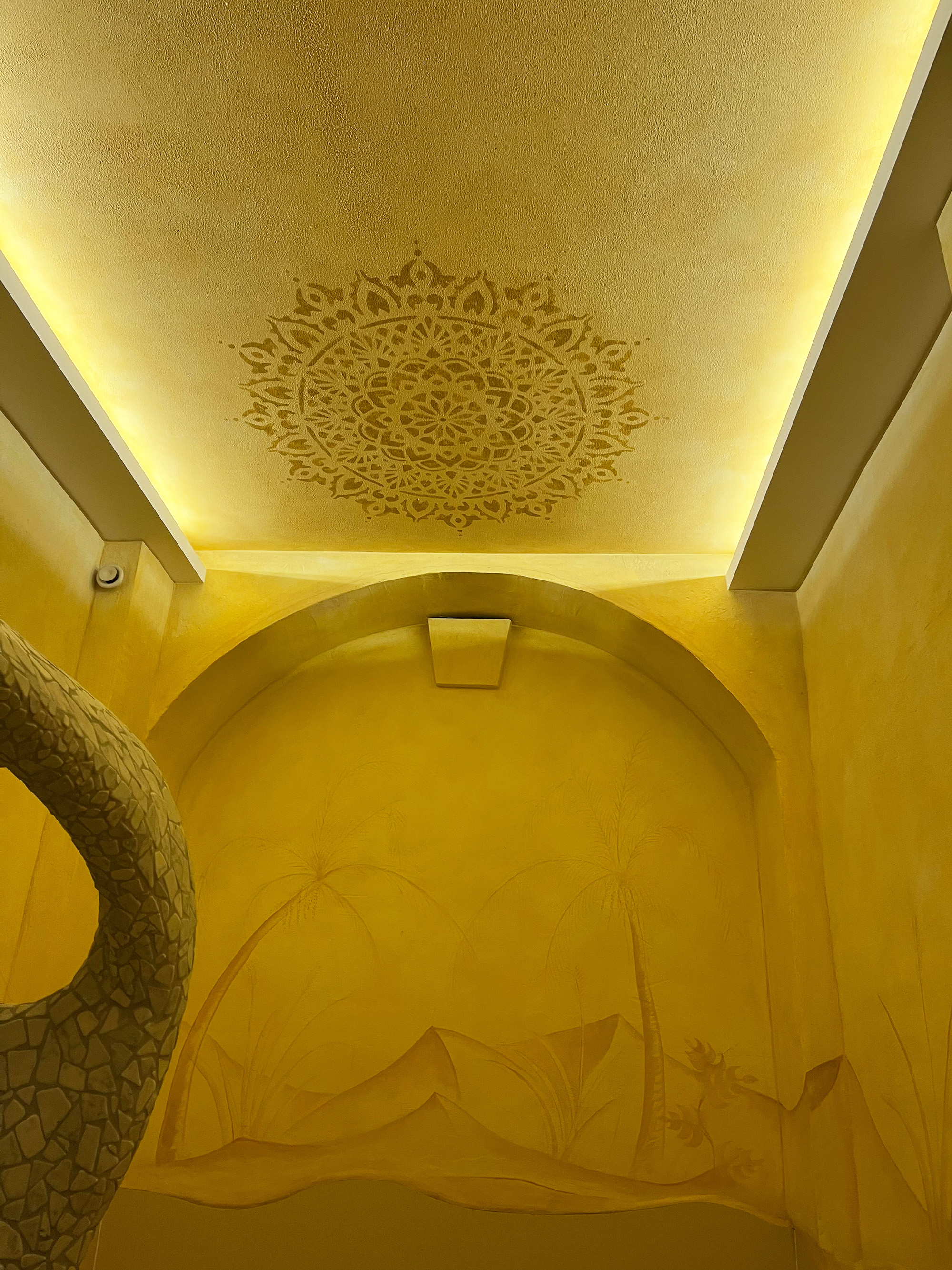 Floating - Massage - Salinarium - Schwebebad Dresden - Ihr Wellness Center